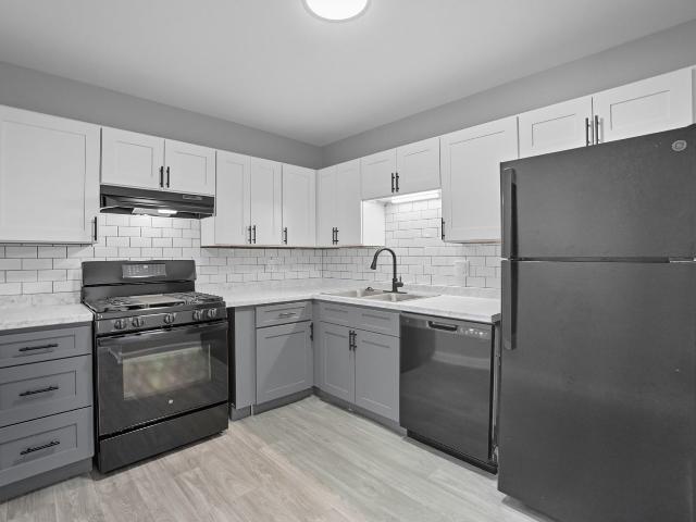 3 BR, 2.5 BA Apartment 700 Candlelite Ct Unit 754, Fort Wayne, IN 46807