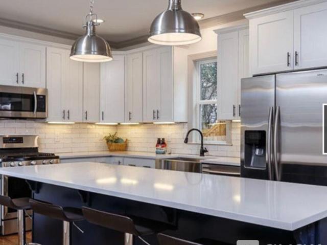 3 BR, 2.5 BA Apartment 701 E Lenoir St, Raleigh, NC 27601