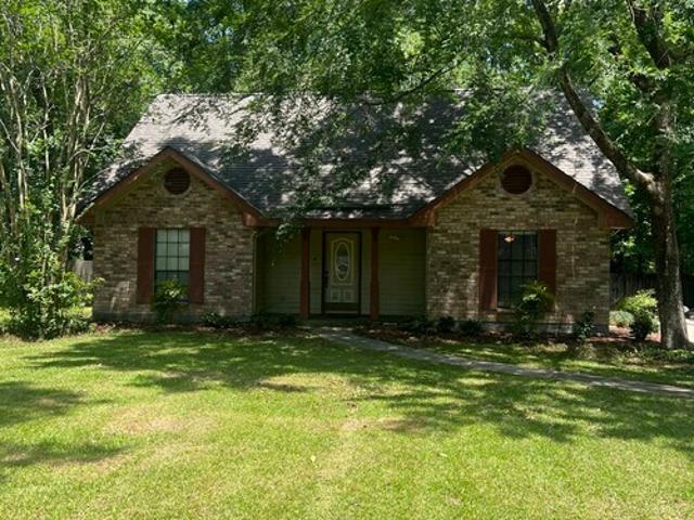 3 BR, 2.5 BA Apartment 713 Willow Oak Lane, Mandeville, LA 70471