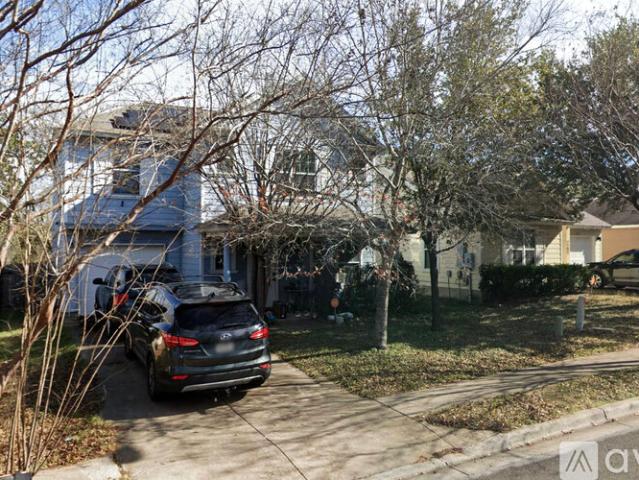 3 BR, 2.5 BA Apartment 7205 Alegre Pass, Austin, TX 78744