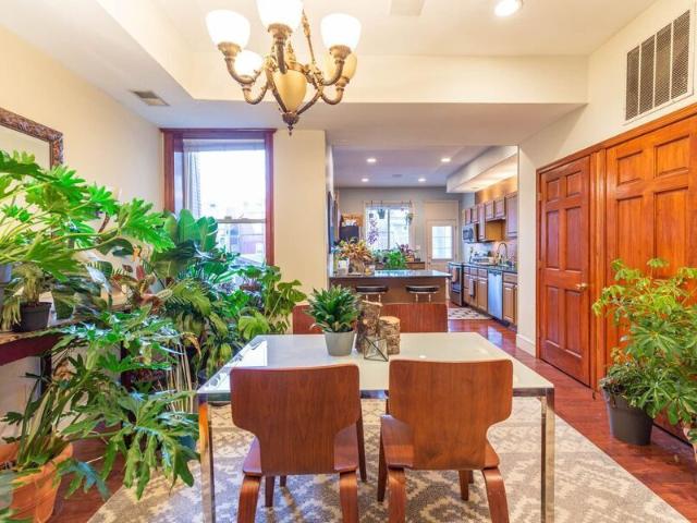 3 BR, 2.5 BA Apartment 72 U Street NW, Washington, DC 20001