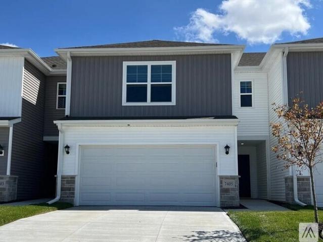 3 BR, 2.5 BA Apartment 7405 South 204th Avenue, Unit 7405, Gretna, NE 68028