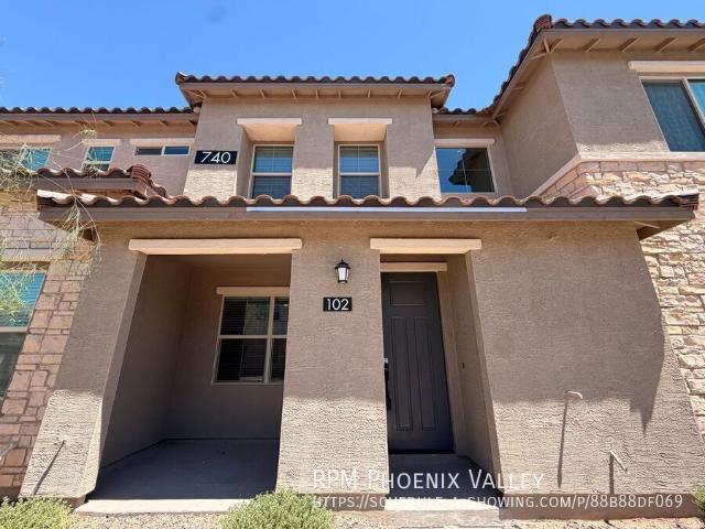 3 BR, 2.5 BA Apartment 740 E Lark St, Gilbert, AZ 85297