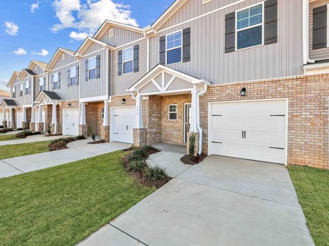 3 BR, 2.5 BA Apartment 7500 Discovery Point Drive Northwest Unit 7556, Huntsville, AL 35806