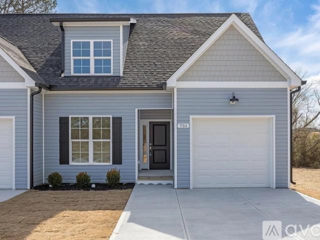 3 BR, 2.5 BA Apartment 751 W Church St, Angier, NC 27501