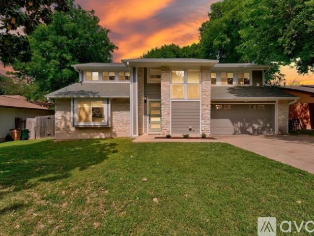 3 BR, 2.5 BA Apartment 7902 Keneshaw Drive, Austin, TX 78745