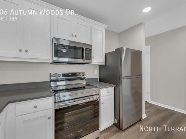 3 BR, 2.5 BA Apartment 806 Autumn Woods Dr., Belton, MO 64012