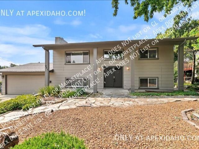 3 BR, 2.5 BA Apartment 801 N Haines St, Boise, ID 83712