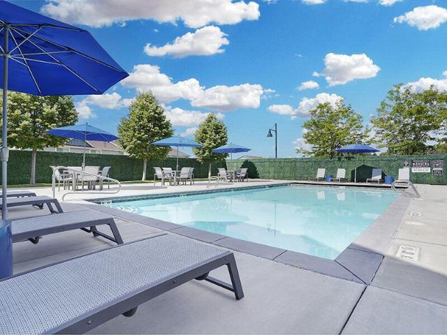 3 BR, 2.5 BA Apartment 811 W 1340 N Unit J842, Ogden, UT 84404