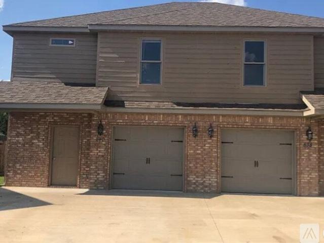 3 BR, 2.5 BA Apartment 836 Baker Street Northwest, Unit 836, Gravette, AR 72736
