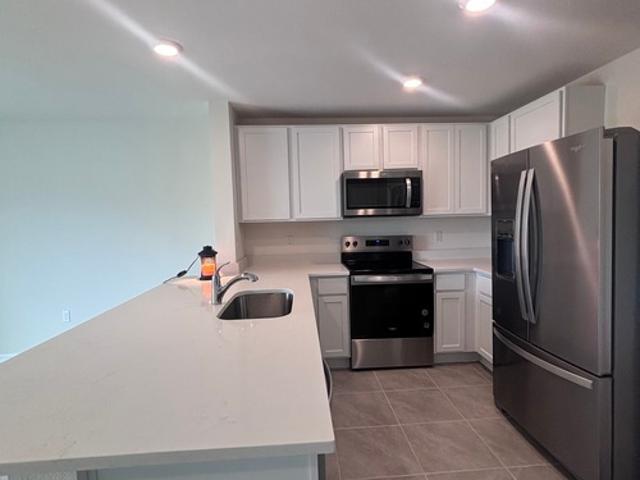 3 BR, 2.5 BA Apartment 8396 Gower Trail, Unit 1, Wildwood, FL 34785