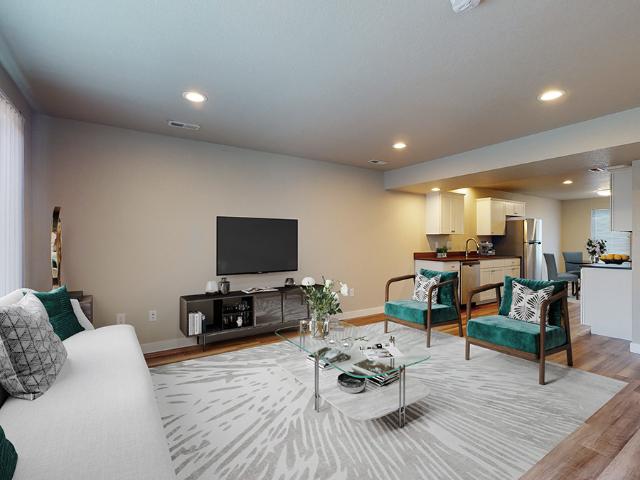 3 BR, 2.5 BA Apartment 8429 W Hampden Ave, Lakewood, CO 80227