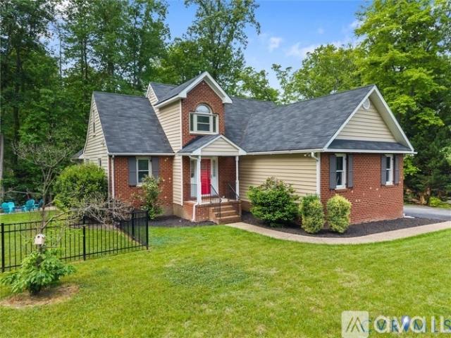 3 BR, 2.5 BA Apartment 8725 Chippenham Road, Richmond, VA 23235