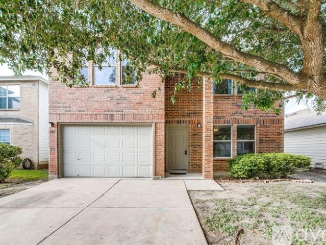 3 BR, 2.5 BA Apartment 8914 Kestrel Oak, Converse, TX 78109