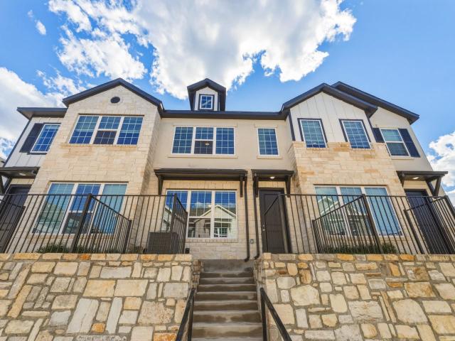 3 BR, 2.5 BA Apartment 901 Beebrush Lane Unit 1213FS, New Braunfels, TX 78130