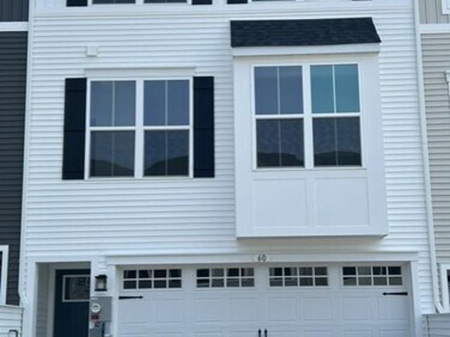 3 BR, 2.5 BA Apartment 90 E Penn Dr, Unit 60, Enola, PA 17025