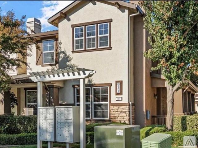 3 BR, 2.5 BA Apartment 922 Silver Spur Circle, Unit 81, Oakdale, CA 95361