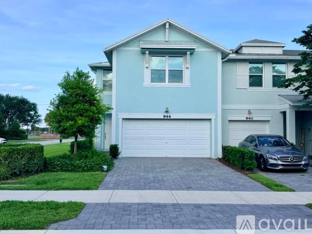 3 BR, 2.5 BA Apartment 944 Seabright Avenue, Unit Catalina, West Palm Beach, FL 33413