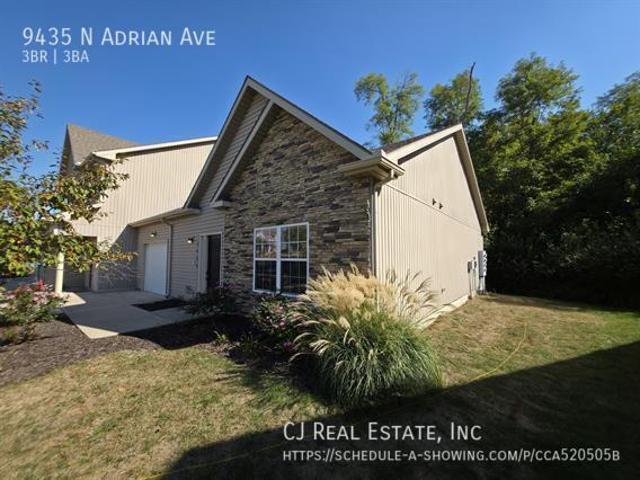 3 BR, 2.5 BA Apartment 9435 N Adrian Ave, Kansas City, MO 64154