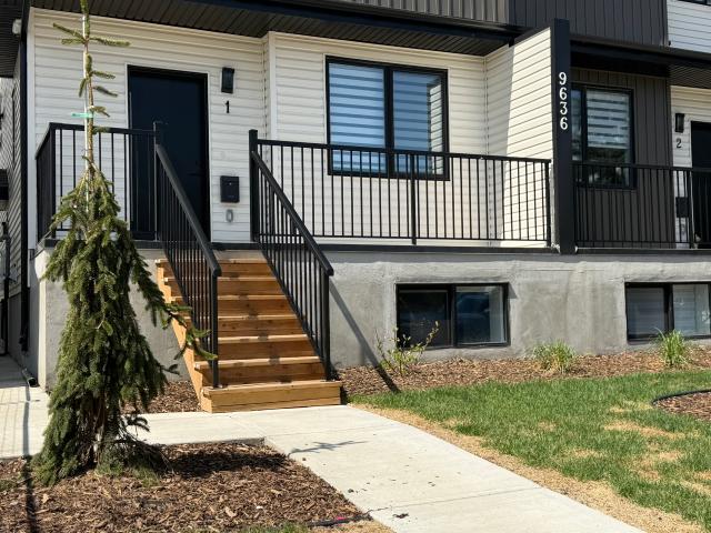 3 BR, 2.5 BA Apartment 9636 160 Street Northwest 1, Edmonton, AB T5P 3C6
