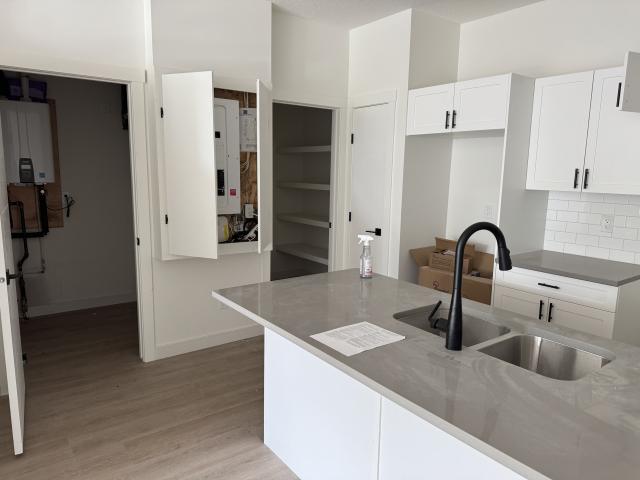 3 BR, 2.5 BA Apartment 9636 160 Street Northwest 2, Edmonton, AB T5P 3C6