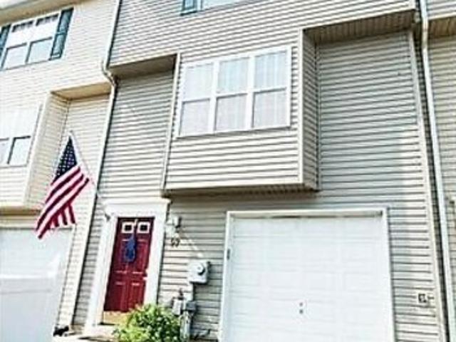 3 BR, 2.5 BA Apartment 97 Mistala Court, Unit Mistala Ct Inwood, WV 25428
