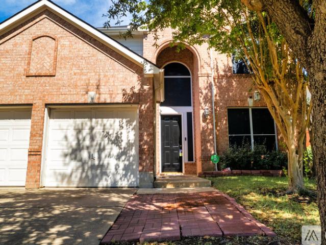 3 BR, 2.5 BA Apartment 9805 Cliffside Drive, Irving, TX 75063