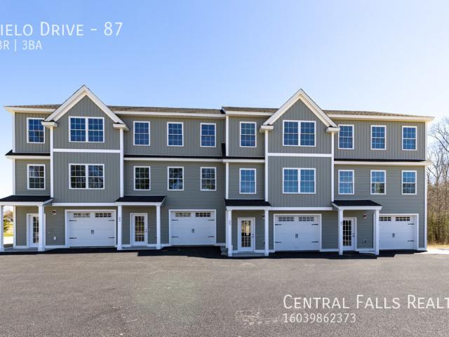 3 BR, 2.5 BA Apartment Cielo Drive, Dover, NH 03820