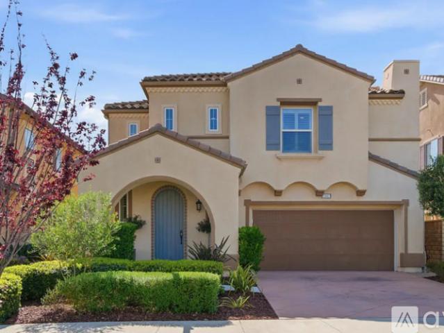 3 BR, 2.5 BA Apartment Sage Brook Court, Camarillo, CA 93010