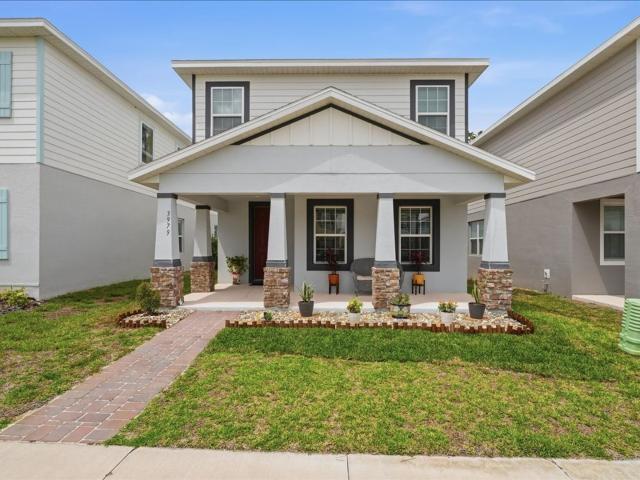 3 BR / 2.5 BA Home In Park View Preserve
