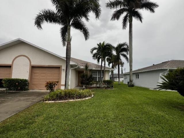 3 Br, 2 bath 1428 Southeast 24th Avenue