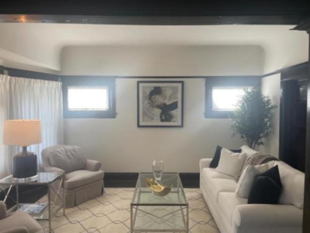 3 Br, 2 bath, Townhouse/Brownstone/RowHouse 1000 W 22nd Street