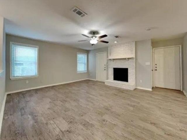 3 Br, 2 bath, Townhouse/Brownstone/RowHouse 1006 E Preston St