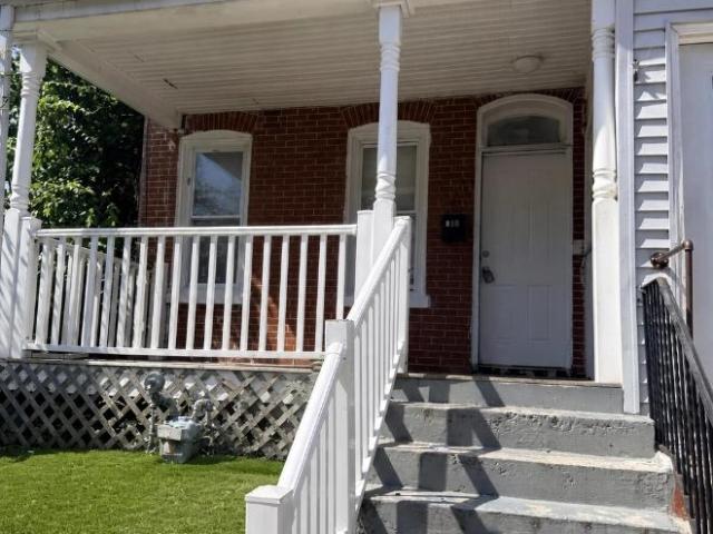 3 Br, 2 bath, Townhouse/Brownstone/RowHouse 100 West 24th Street