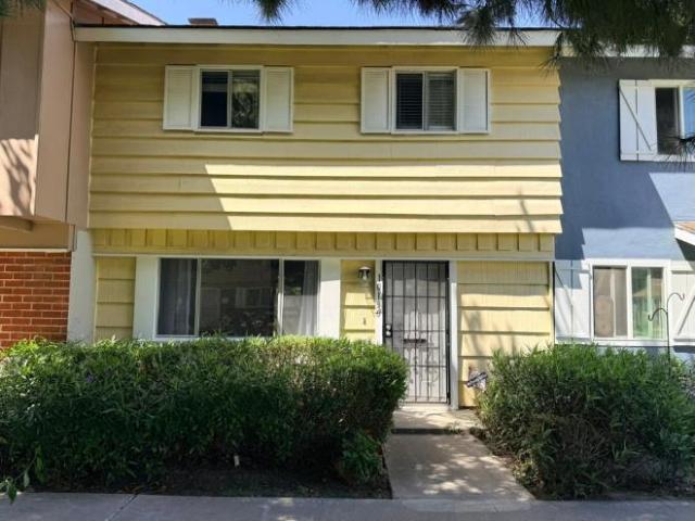 3 Br, 2 bath, Townhouse/Brownstone/RowHouse 10130 Hull Drive