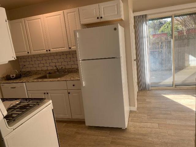 3 Br, 2 bath, Townhouse/Brownstone/RowHouse 10281 Mills Station Road