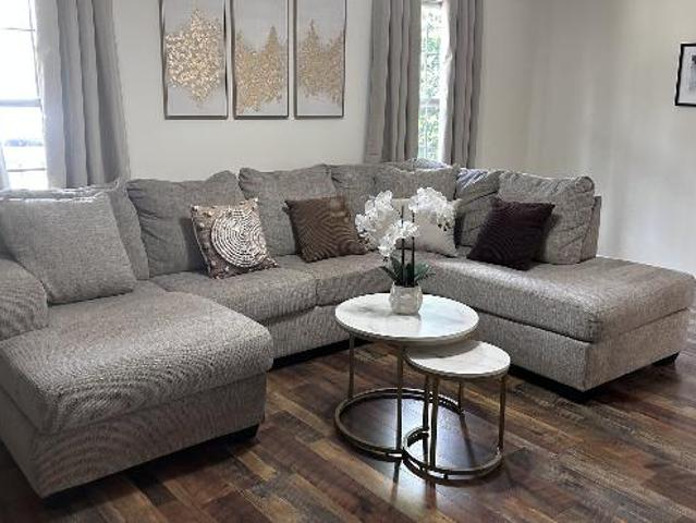 3 Br, 2 bath, Townhouse/Brownstone/RowHouse 118 Lauren Cir