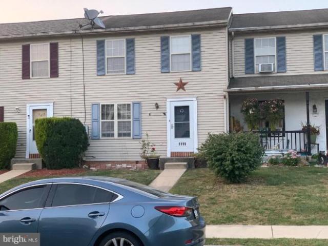 3 Br, 2 bath, Townhouse/Brownstone/RowHouse 1111 Meily St