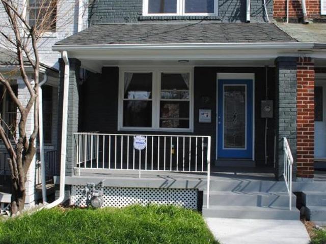 3 Br, 2 bath, Townhouse/Brownstone/RowHouse 12 Hawaii Ave Ne