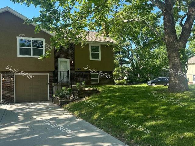 3 Br, 2 bath, Townhouse/Brownstone/RowHouse 13415 West 60th Street 1