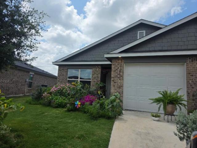 3 Br, 2 bath, Townhouse/Brownstone/RowHouse 1317 Concord Drive
