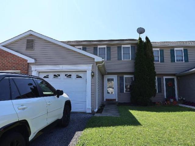 3 Br, 2 bath, Townhouse/Brownstone/RowHouse 132 Lighthouse Dr