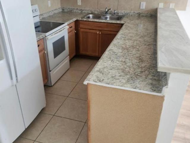 3 Br, 2 bath, Townhouse/Brownstone/RowHouse 1669 W 27th Street