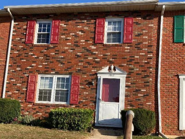 3 Br, 2 bath, Townhouse/Brownstone/RowHouse 1917 Andrew Ct