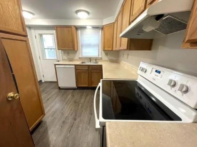 3 Br, 2 bath, Townhouse/Brownstone/RowHouse 1 Independence Dr