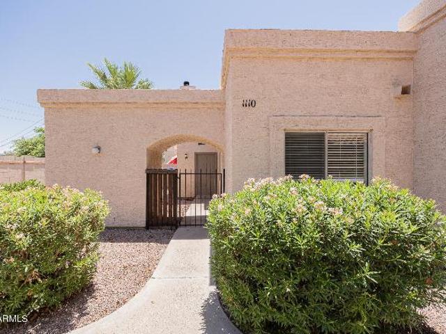 3 Br, 2 bath, Townhouse/Brownstone/RowHouse 2019 W Lemon Tree Place