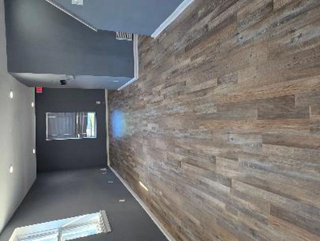 3 Br, 2 bath, Townhouse/Brownstone/RowHouse 2133 W Mulberry St