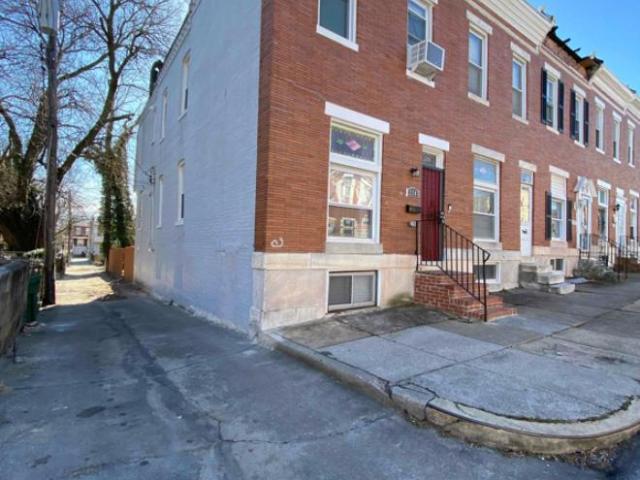3 Br, 2 bath, Townhouse/Brownstone/RowHouse 2201 Westwood Ave