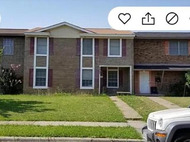 3 Br, 2 bath, Townhouse/Brownstone/RowHouse 2207 Montclair