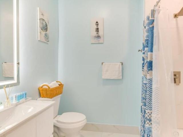 3 Br, 2 bath, Townhouse/Brownstone/RowHouse 23713 SW 110th Pl